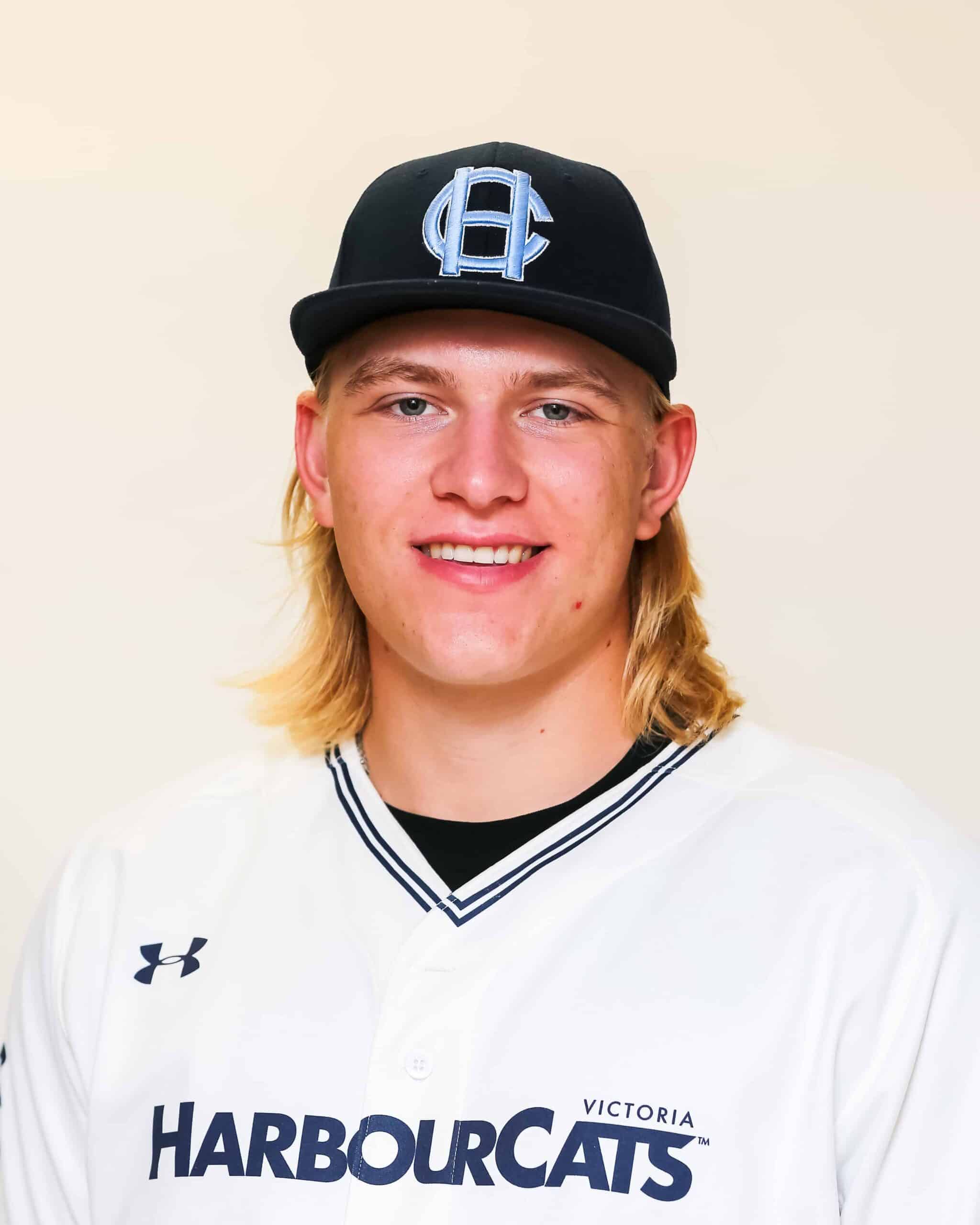 Victoria HarbourCats - Carter Loewen